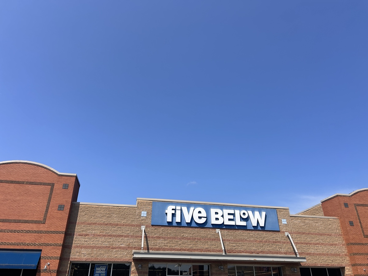 NNN Five Below for Sale - Five Below for Sale